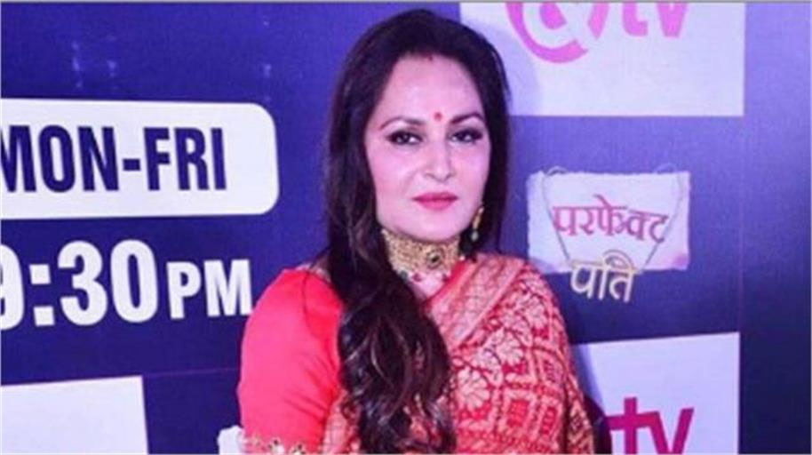 अभिनेत्री जयाप्रदा हुई वांटेड… गिरफ्तारी के लिए कई ठिकानों पर की छापेमारी, गैर जमानती वारंट जारी ...